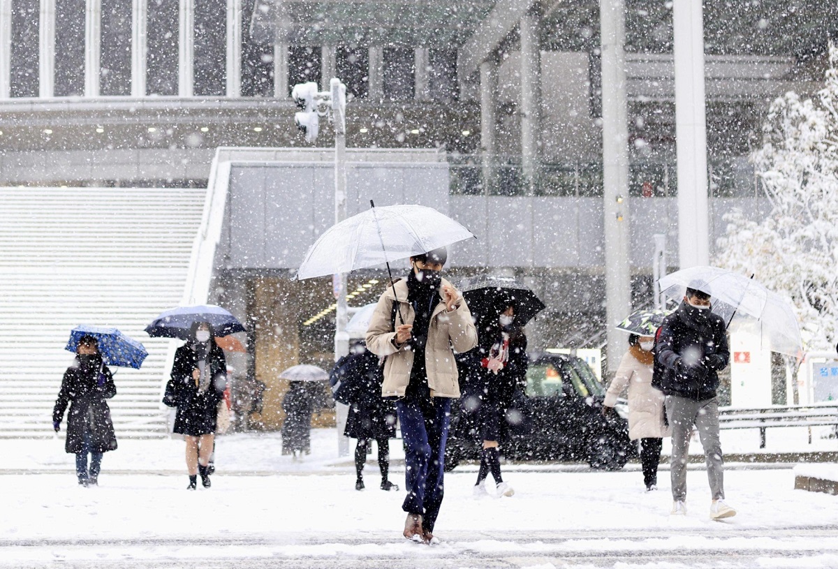 Snowy Weather - Saturday School in Kobe - SMIS English